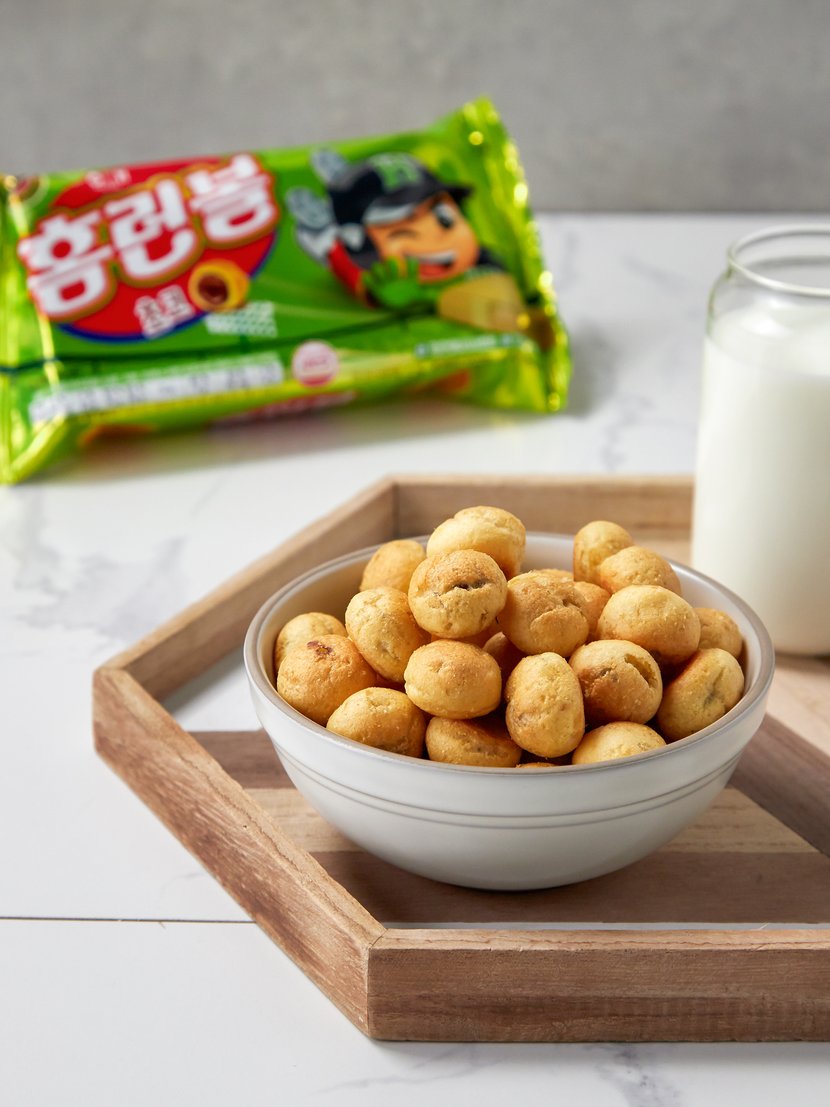 ktown4u.com : [HAITAI] Homerun Ball - Chocolate Puffs 46g*1EA